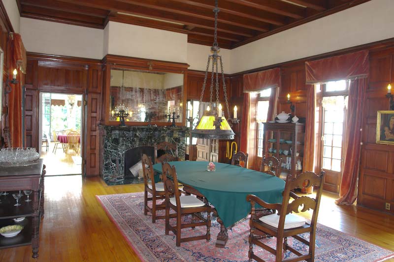 Castle Photos | Singer Castle on Dark Island, USA