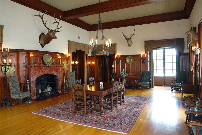 Castle Photos | Singer Castle on Dark Island, USA